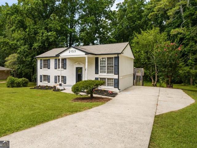 2153 Greenhill Dr SW, Marietta, GA 30008