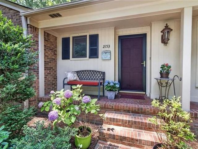 2153 Hollybriar Pt, Norfolk, VA 23518