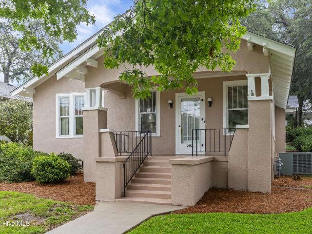 2153 Kings Way