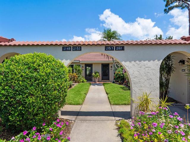 2153 Pueblo Cir, Unit V14, Sarasota, FL 34231 | MLS #A4679 | Compass