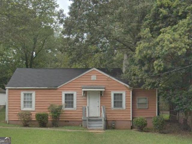 2153 Pinehurst Dr, East Point, GA 30344