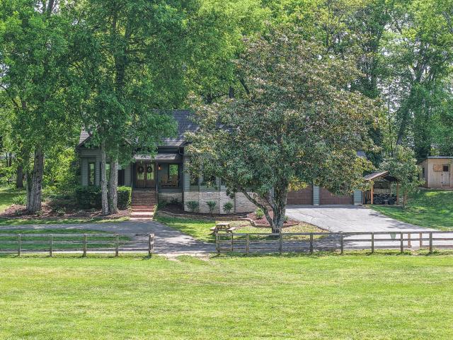 2153 Williamsport Pike