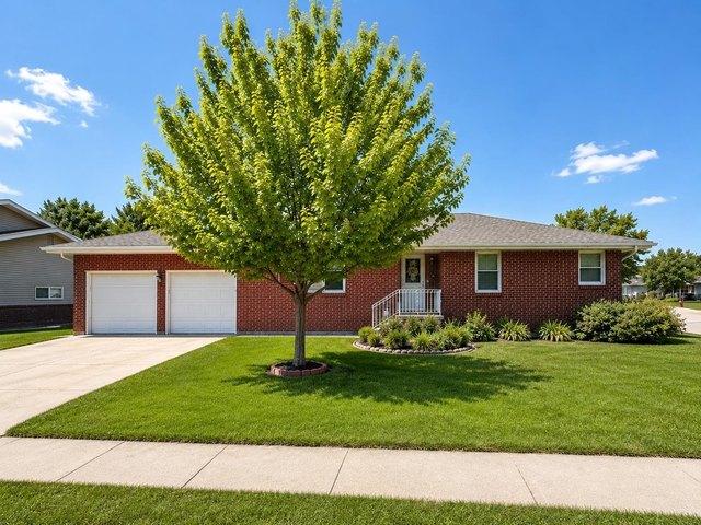 2153 37th Ave, Columbus, NE 68601