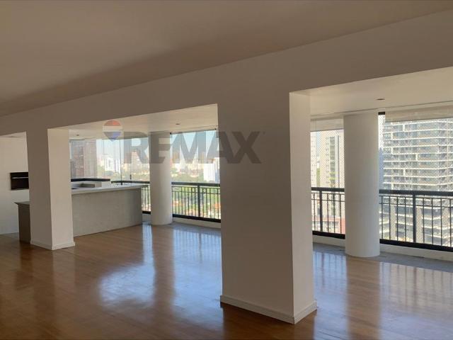215.00 M² Apartamento Alugar, 3 Dormitórios localizado em Paracue, 162, Sumarezinho, São Paulo, São Paulo, 01257050 | Brasil
