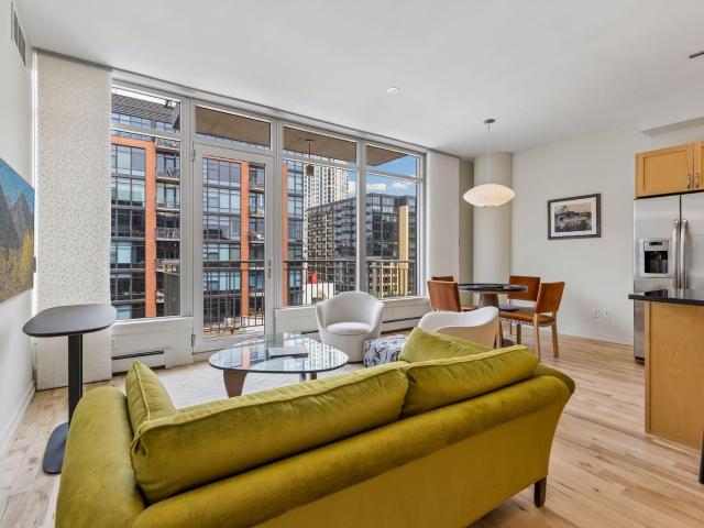 215 10th Avenue S # 633