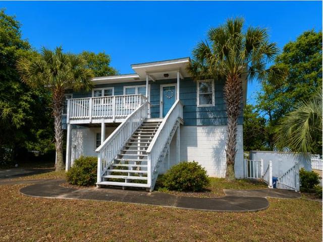 215 28th Ave. S