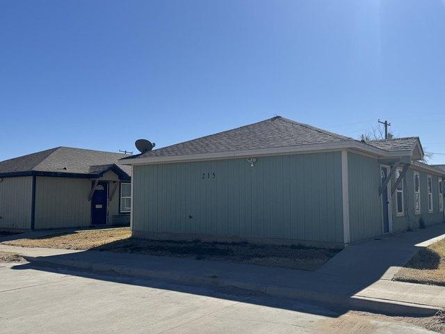 215 36th St, Lubbock, TX 79404