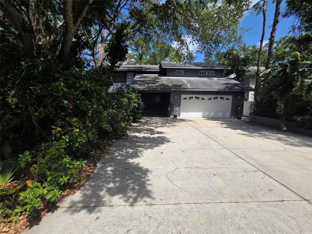 215 48th St NW, Bradenton, FL 34209 | MLS #A4669 | Compass