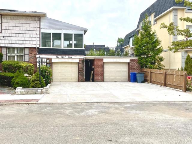 215 4 rd Avenue | Compass