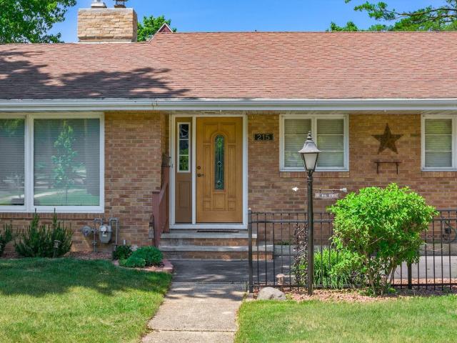 215 8th Street