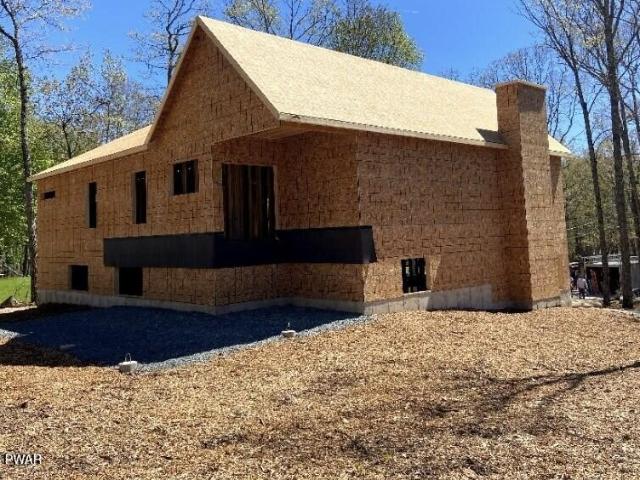 215 Cottonwood Drive
