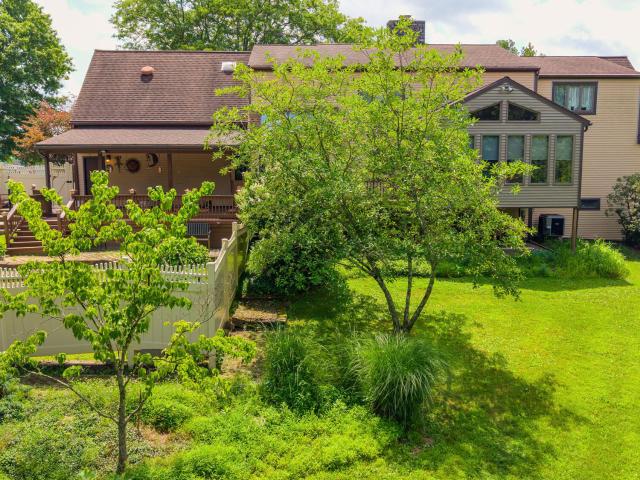 215 colonial avenue