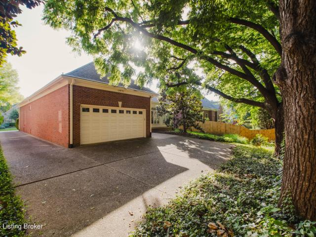 215 Coralberry Rd