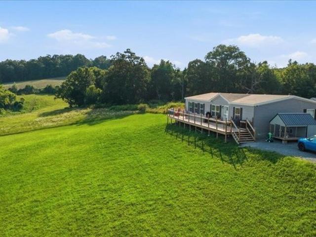 215 Cain Rd, Sharps Chapel, TN 37866