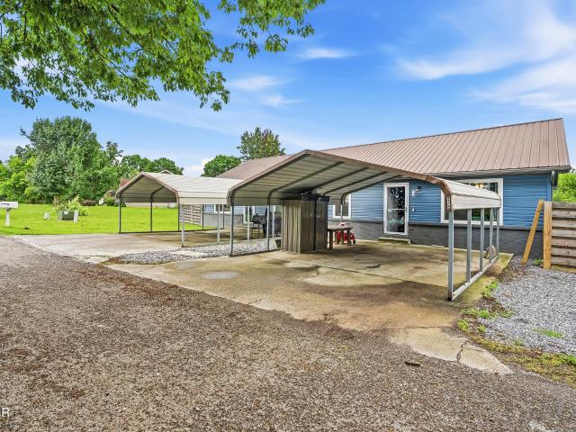 215 Carr Road