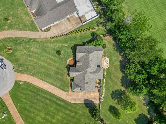 215 cedar hill cv