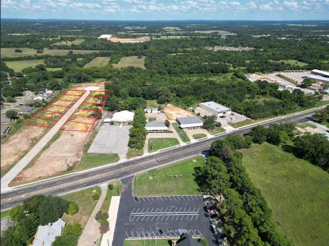 215 Central Park, Athens, TX 75751 | MLS #21095