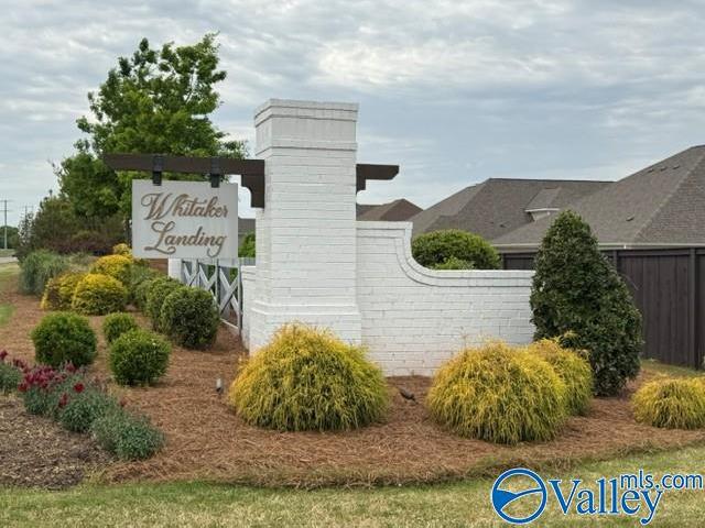 215 Charlie Lee Circle