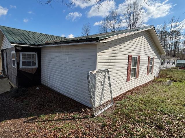 215 Cherokee Dr, Jackson, GA 30233 | MLS #10700 | Compass