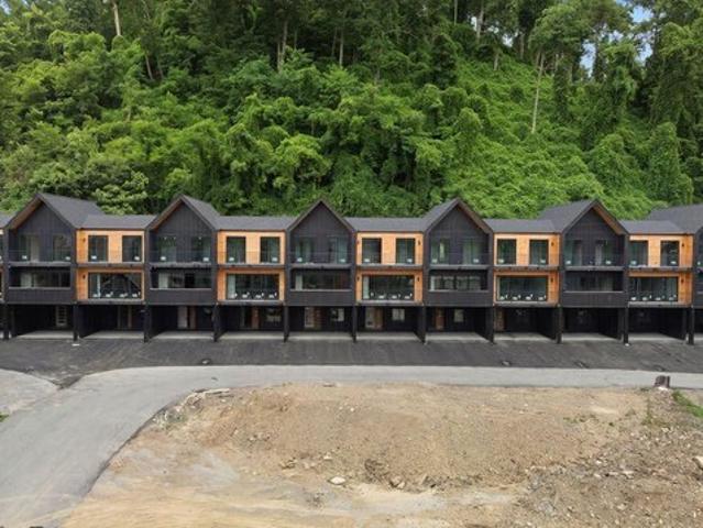 215 Circle Dr Unit 10, Gatlinburg, TN 37738