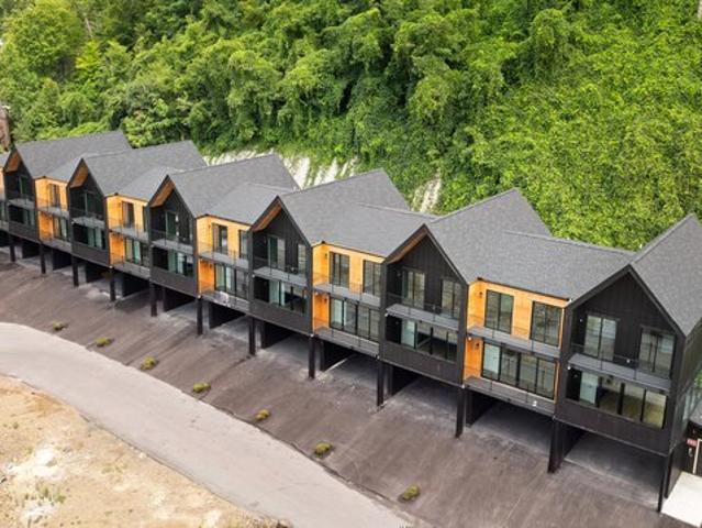 215 Circle Dr Unit 10, Gatlinburg, TN 37738