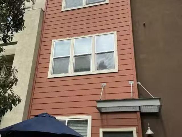 215 Antoni Gln #1108, Escondido, CA 92025