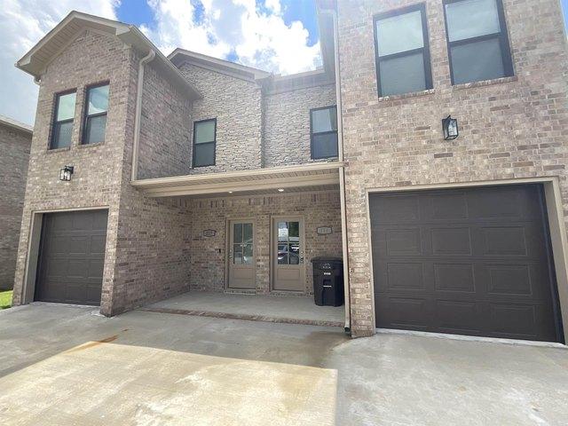 215 and 217 N Elm St, Jacksonville, AR 72076