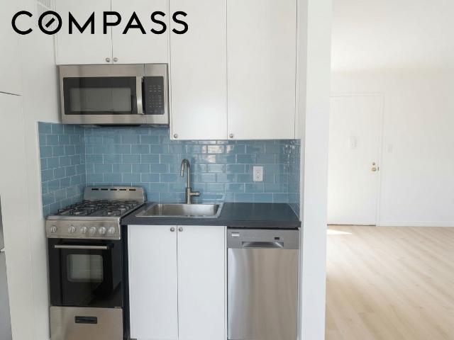 215 Adams Street, Brooklyn, NY