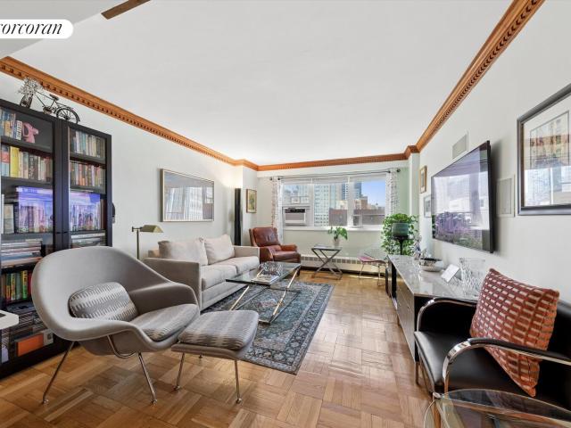 215 ADAMS Street 16H