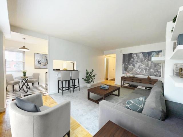 215 ADAMS Street 6D