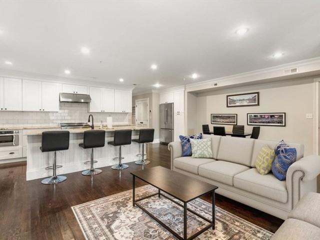 215 Athens St Unit 4, Boston, MA 02127