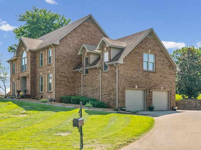 215 Avignon Way