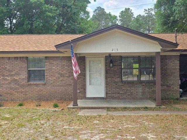 215 Aza Pl, Crestview, FL 32539