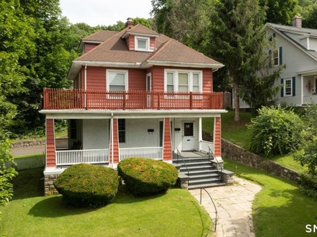 215 Boyden St, Waterbury, CT 06704
