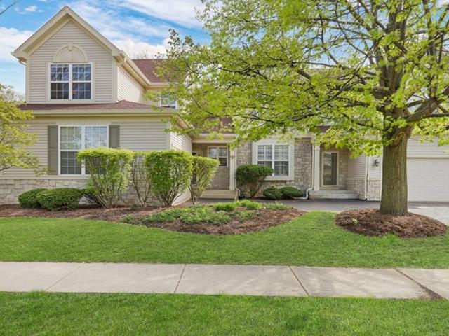 215 Berkshire Dr, Lake Villa, IL 60046