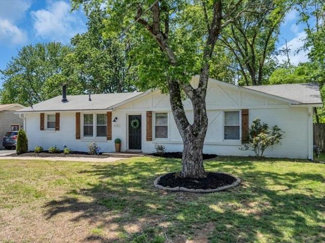 215 Blue Ridge Dr, Old Hickory, TN 37138