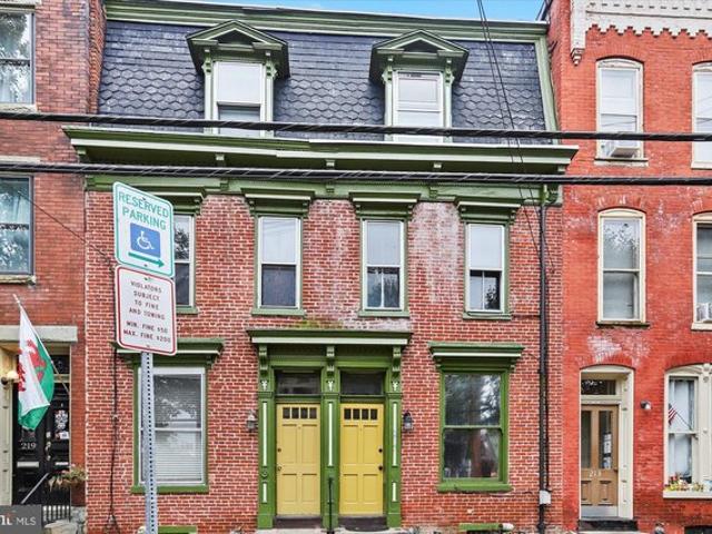 215 Briggs St, Harrisburg, PA 17102