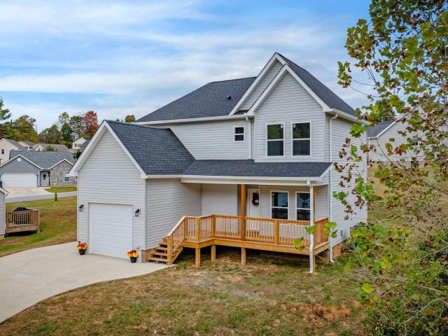 215 Brighton Place