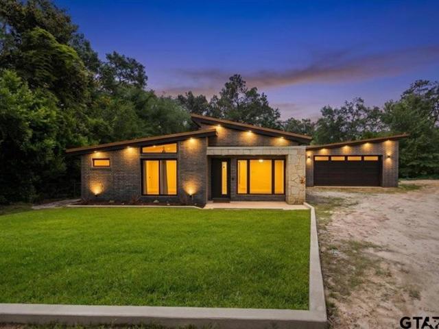 215 Brookside Dr, Hideaway, TX 75771