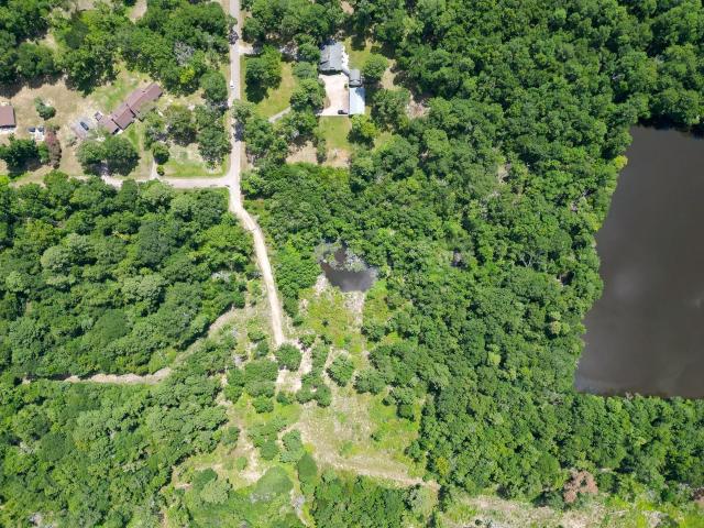 215 Garden W, Conroe, TX 77304 | MLS #2522 | Compass
