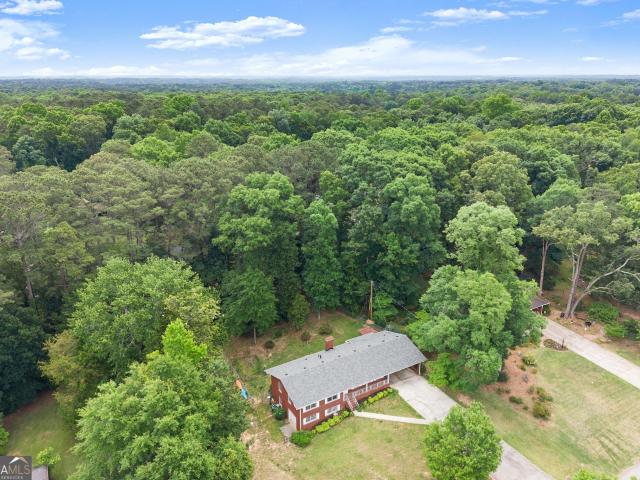 215 Gilbert Rd