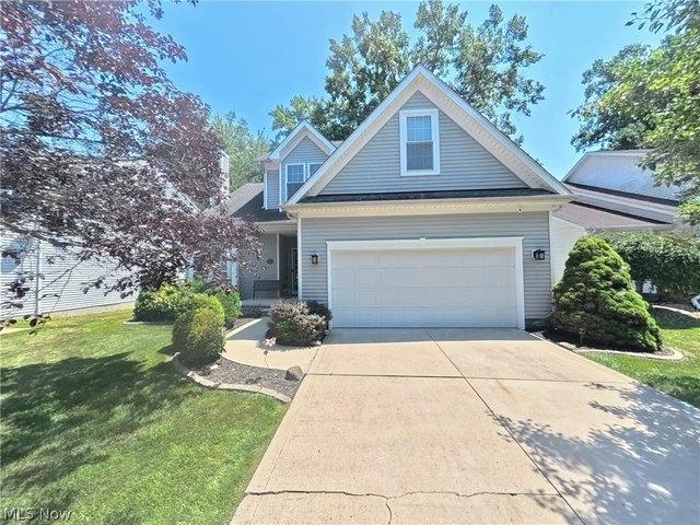 215 Grand Haven Ct, Painesville, OH 44077