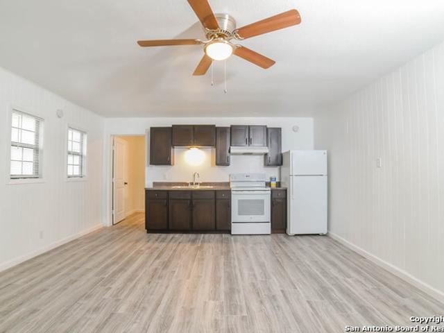 215 Greenlawn Ave, Unit B