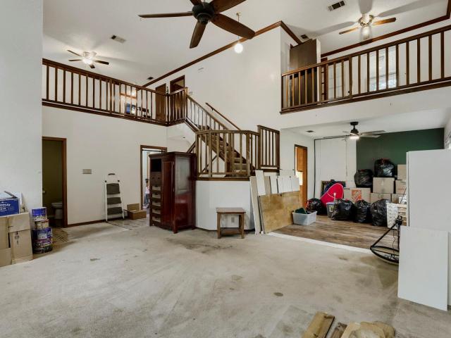 215 Dewberry Cv