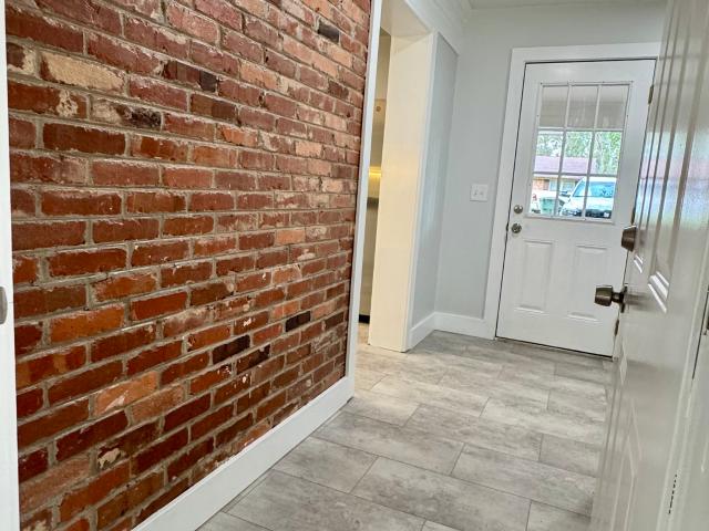 215 Denham Street
