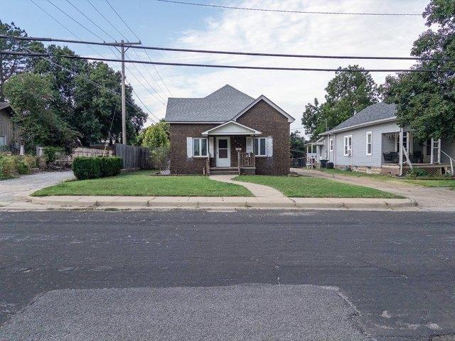 215 E 6th St, Pratt, KS 67124
