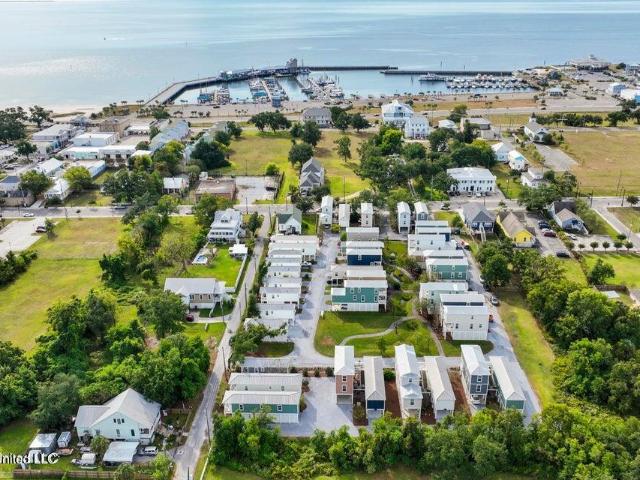 215 E 2nd St, Unit 6, Pass Christian, MS 39571 | MLS #4138