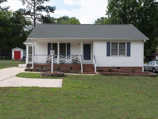 215 E Vance St, Zebulon, NC 27597