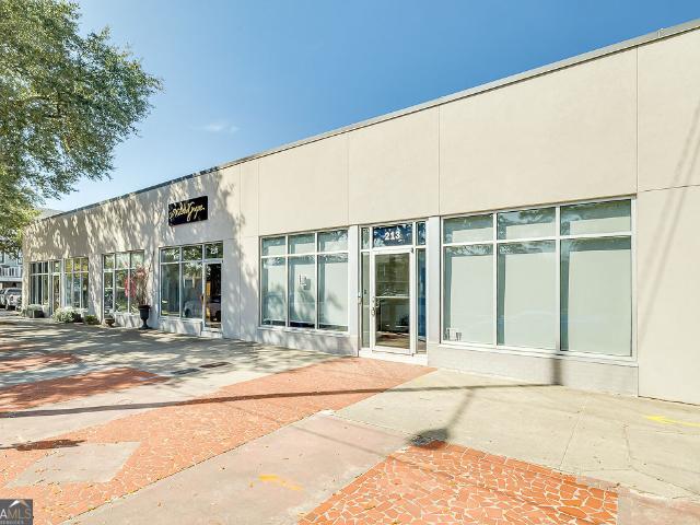 215 E Broad Street