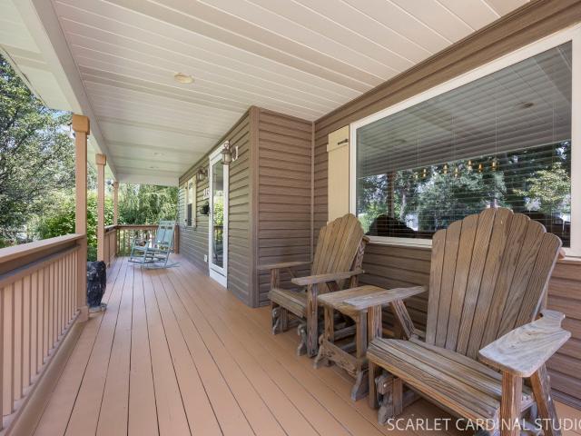 215 E Highland Avenue
